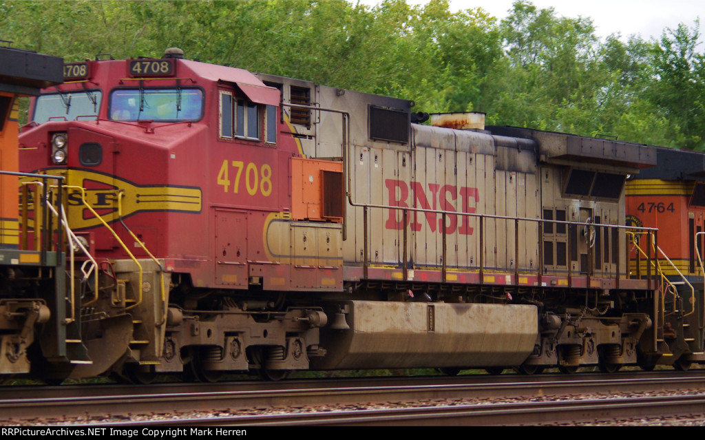 BNSF 4708
